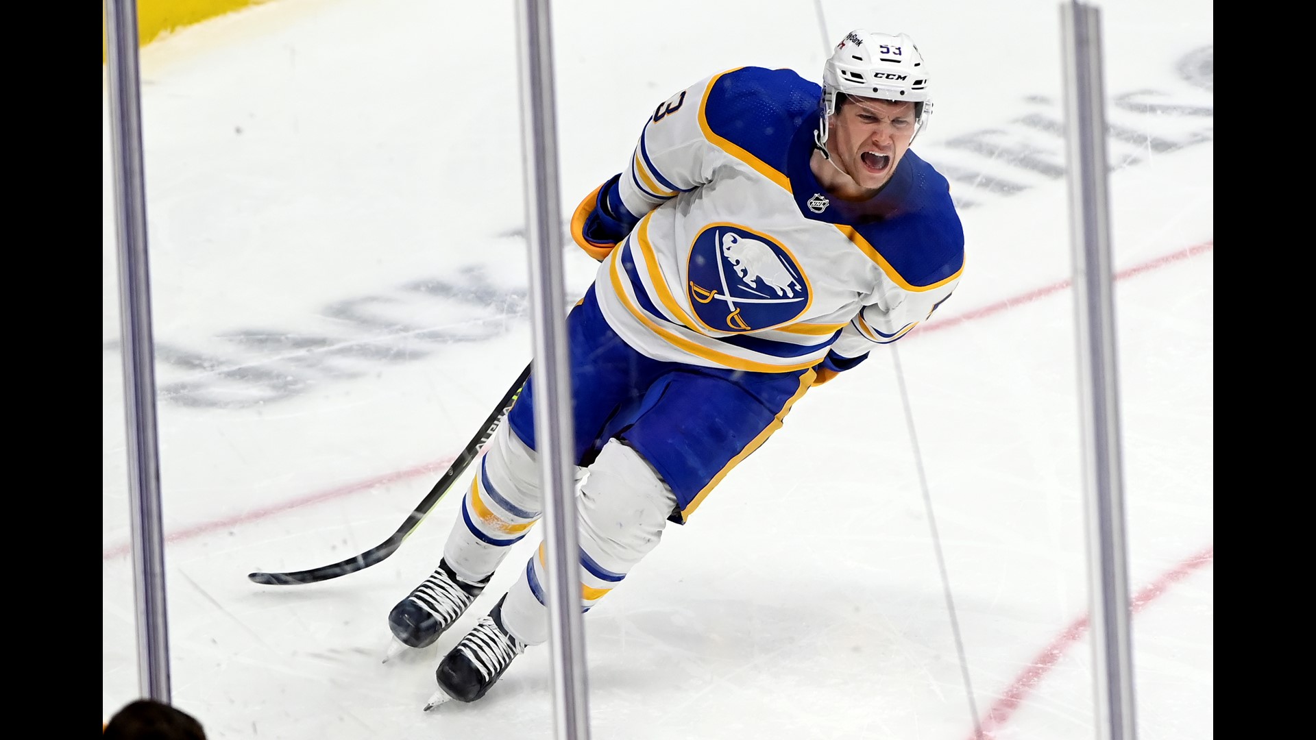 Sabres' Skinner: figure skating made him a better hockey player | wgrz.com