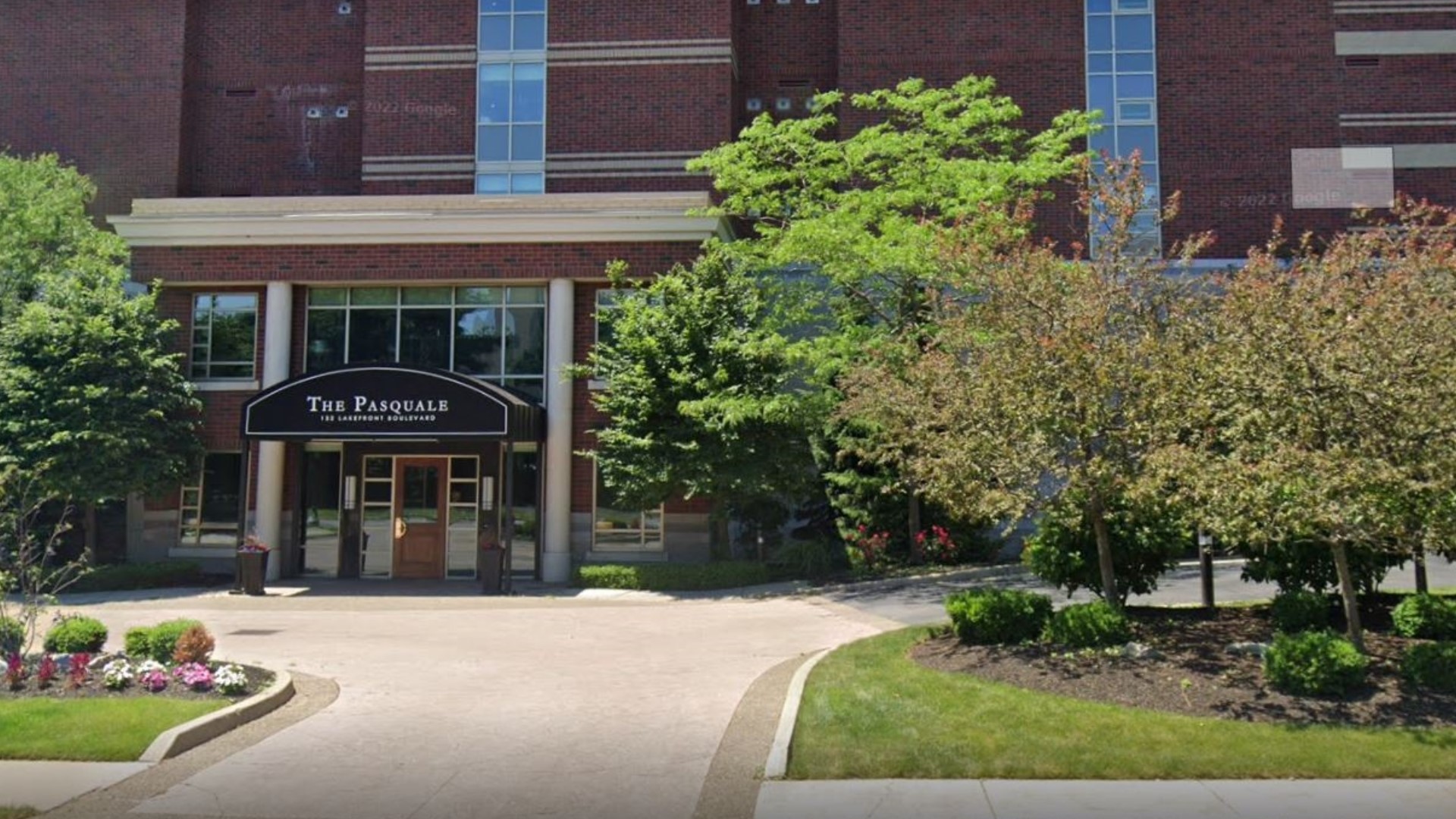 Pasquale at Waterfront Place condo sells for $1.68 million | wgrz.com