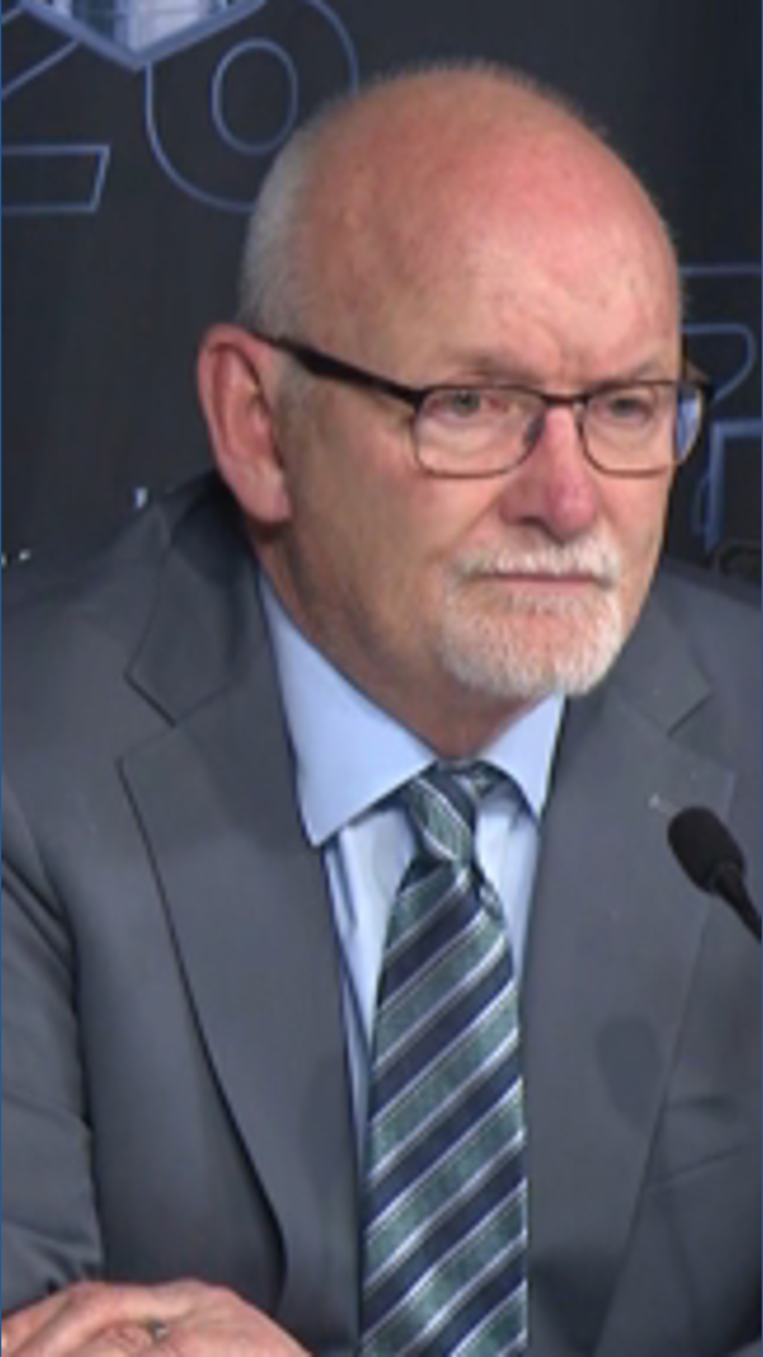 Lindy Ruff speaks to the press following Game 5 win in Montreal | wgrz.com