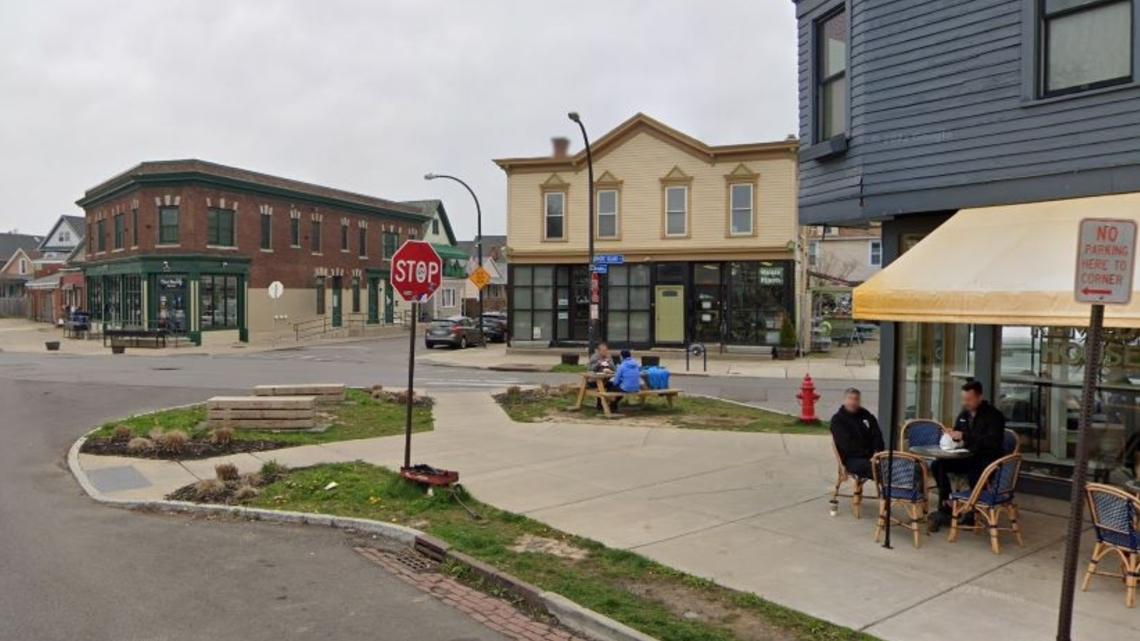 Another eatery joins food and drink hub at Buffalo's Five Points | wgrz.com