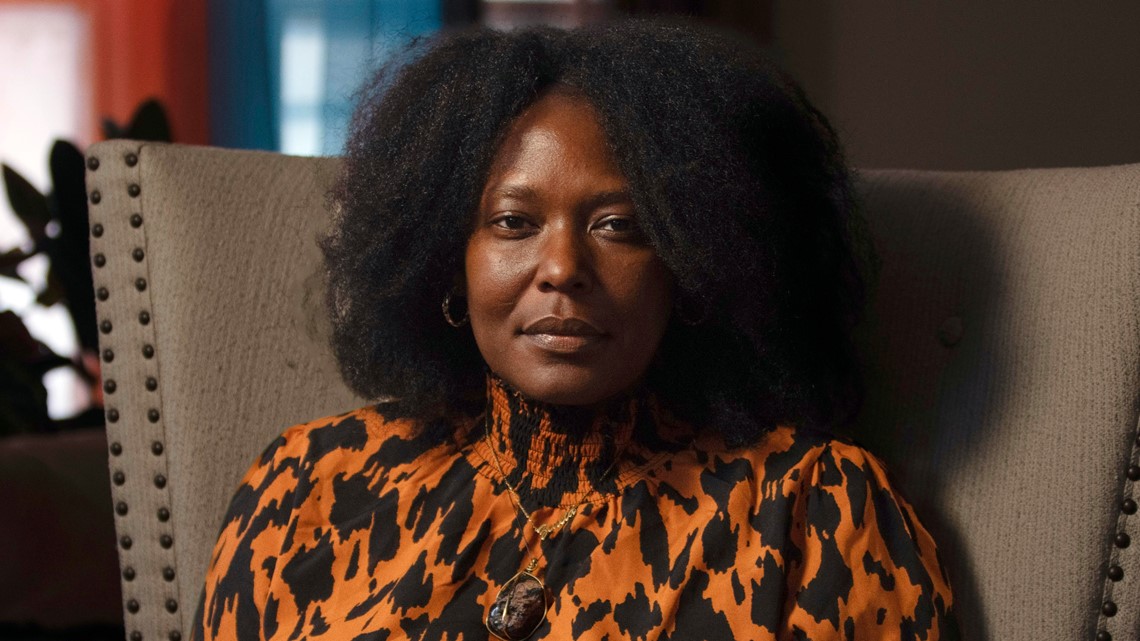 Zeneta Everhart, mother of Buffalo mass shooting survivor, wins City ...