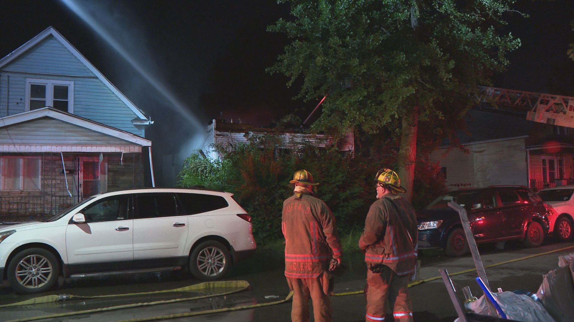 Early morning fire damages Buffalo home | wgrz.com