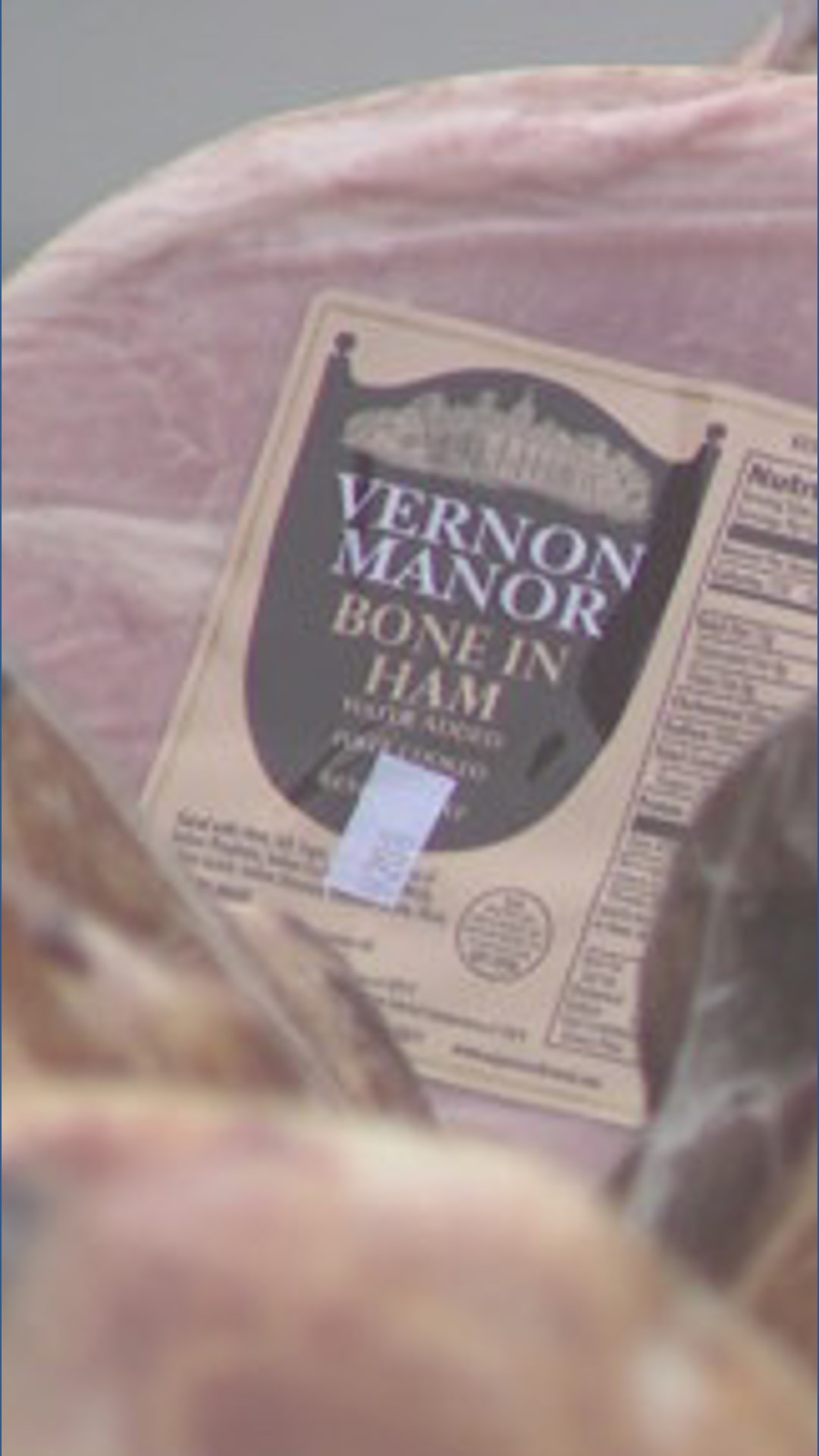 Buffalo leaders host holiday ham drive | wgrz.com