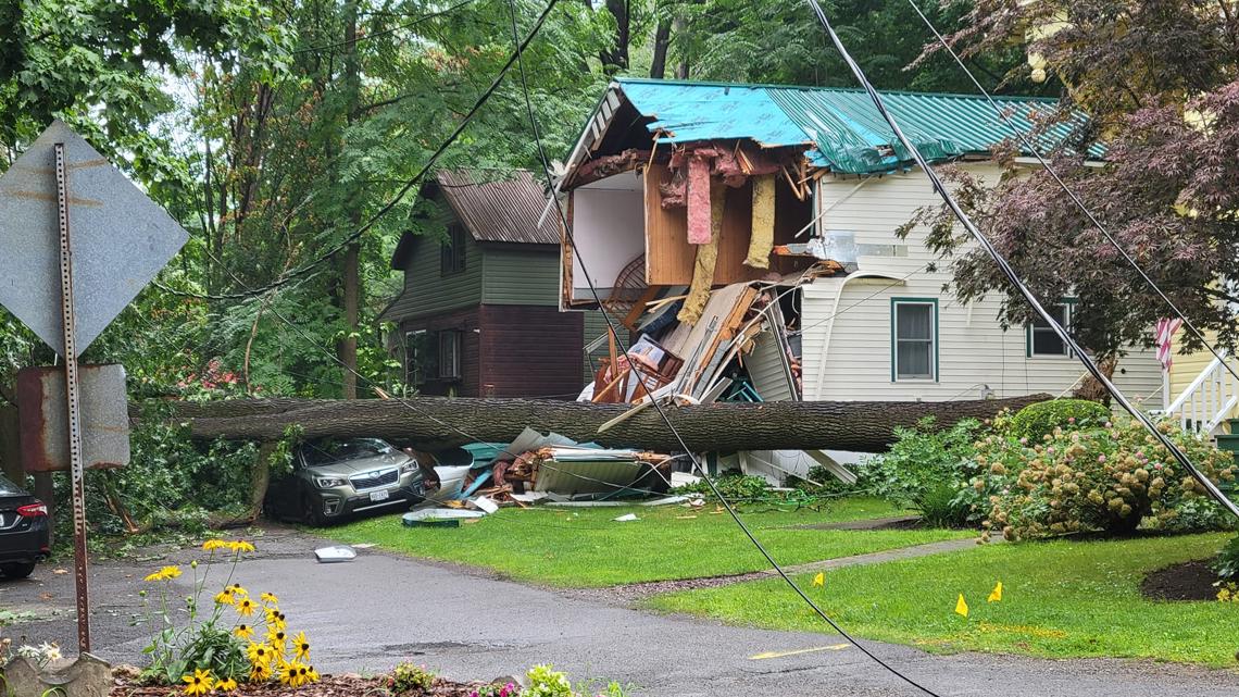1 person dead, 1 injured after tree falls onto house | wgrz.com