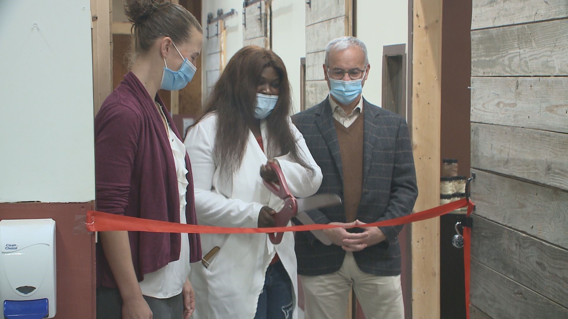 Cocoa Cosmetics opens in The Foundry | wgrz.com