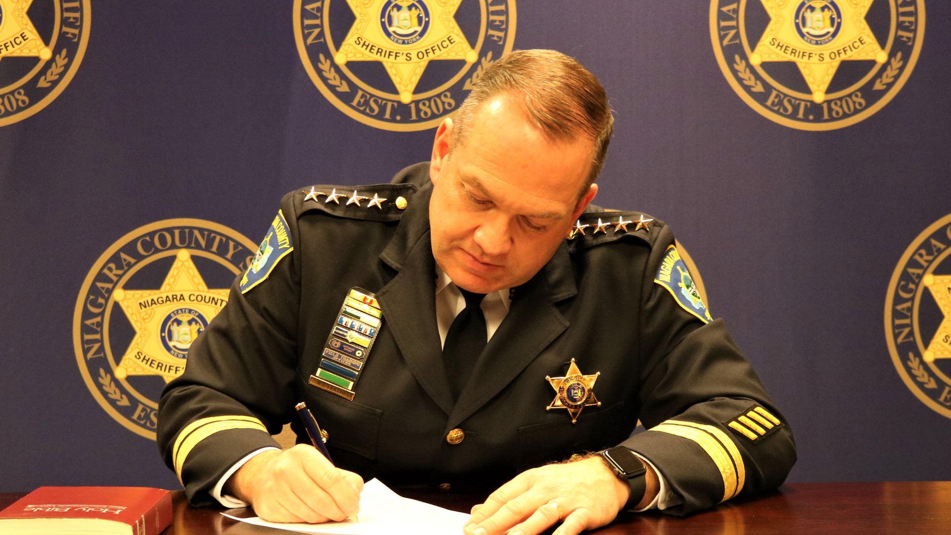 Former acting Sheriff Michael Filicetti sworn-in as Niagara County's 57th Sheriff | wgrz.com