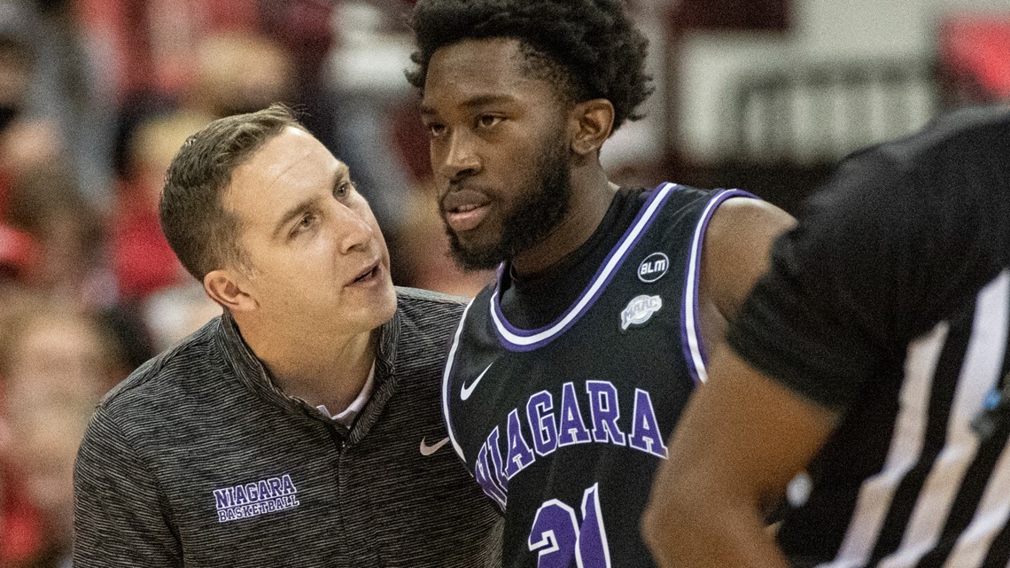 Screen scores 15 points, helps Bucknell knock off Niagara 68-50 | wgrz.com