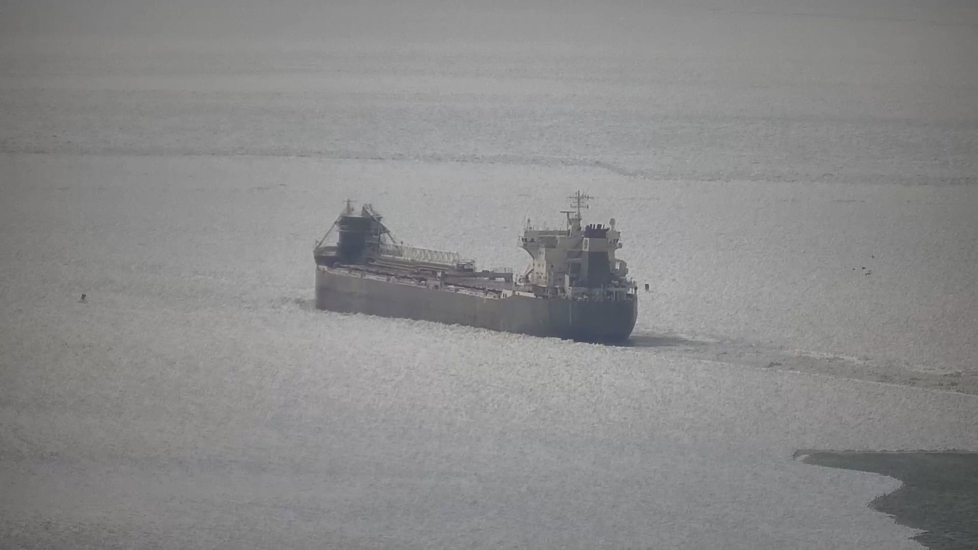 Time-lapse drone footage of the Manitoulin ship stuck in Lake Erie ...