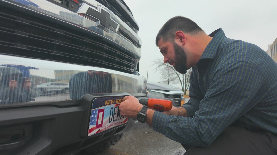 Gold Star families gain new license plate option in New York | wgrz.com