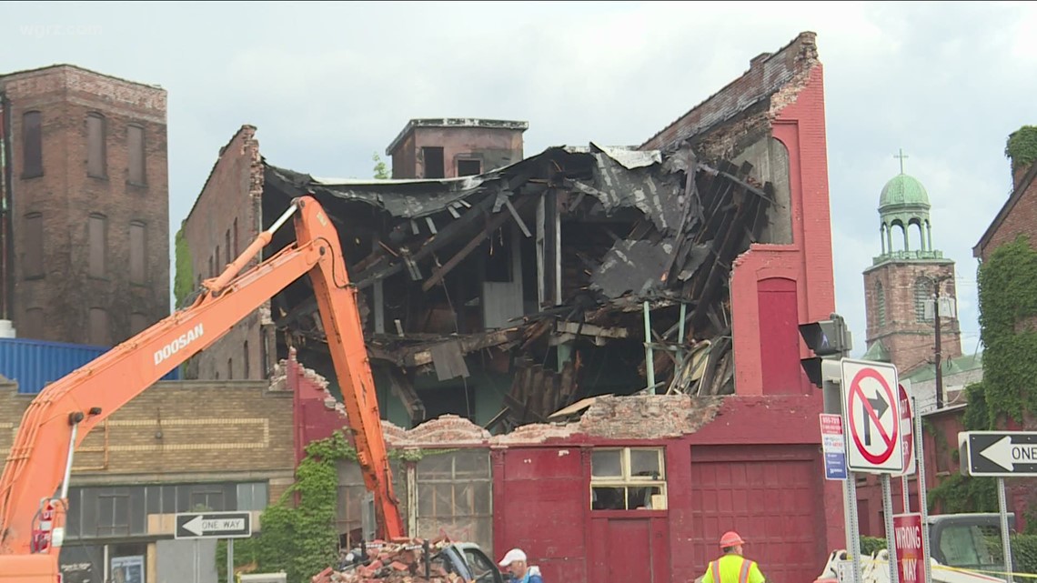 Work on partially collapsed building expected to resume Tuesday in ...