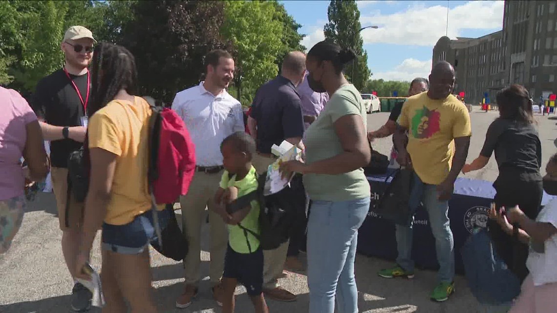 Community helping kids prepare for return to school with free backpacks ...