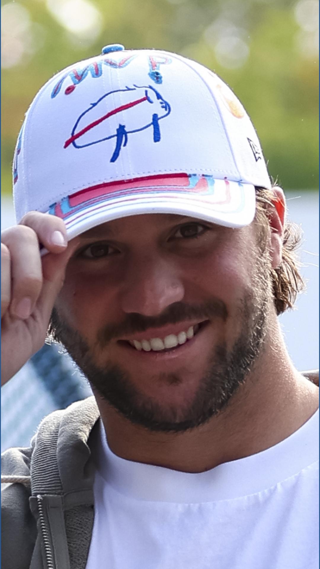 Josh Allen wears cap designed by 12-year-old cancer patient | wgrz.com