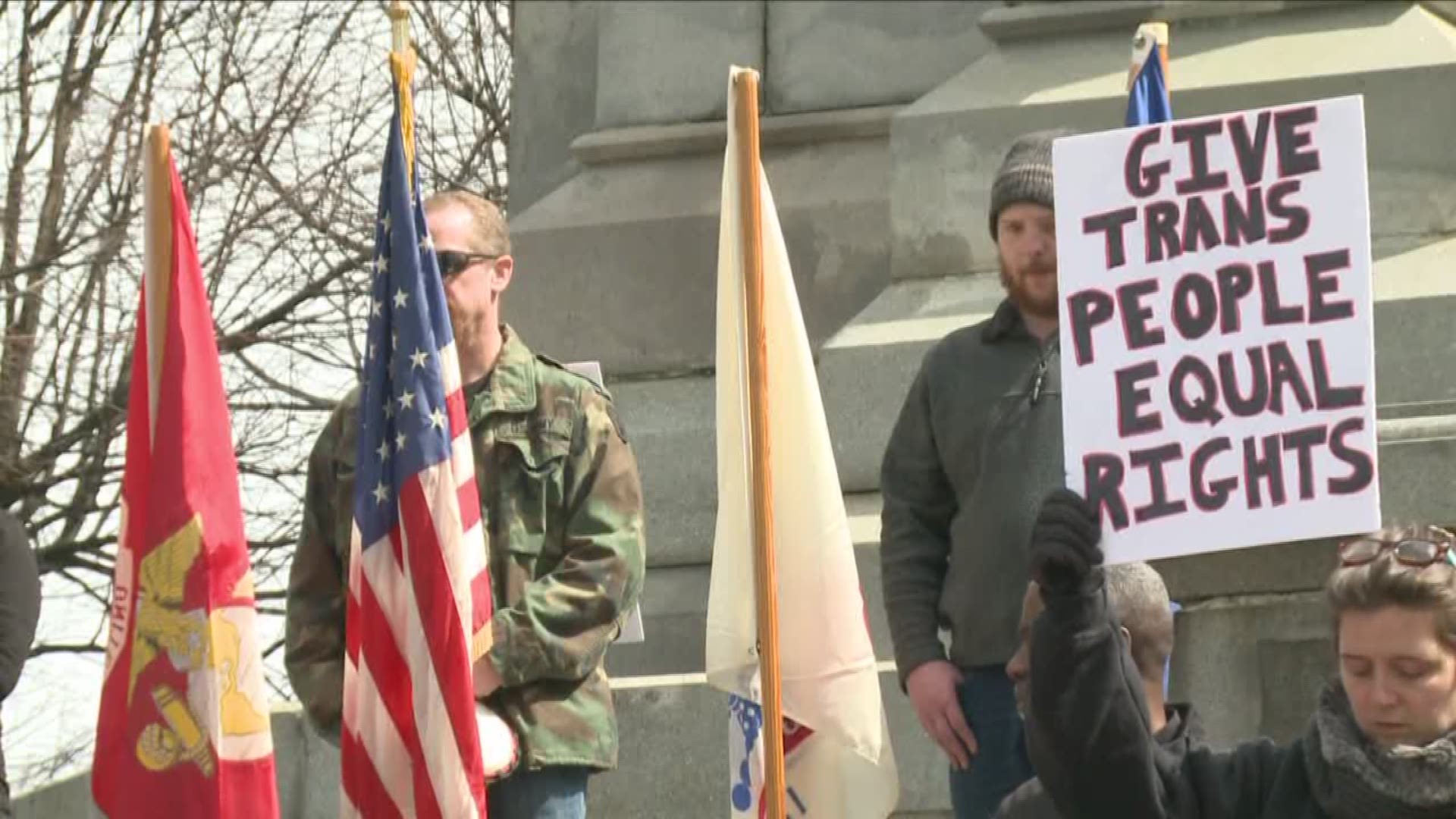 Rally to protest transgender military ban | wgrz.com