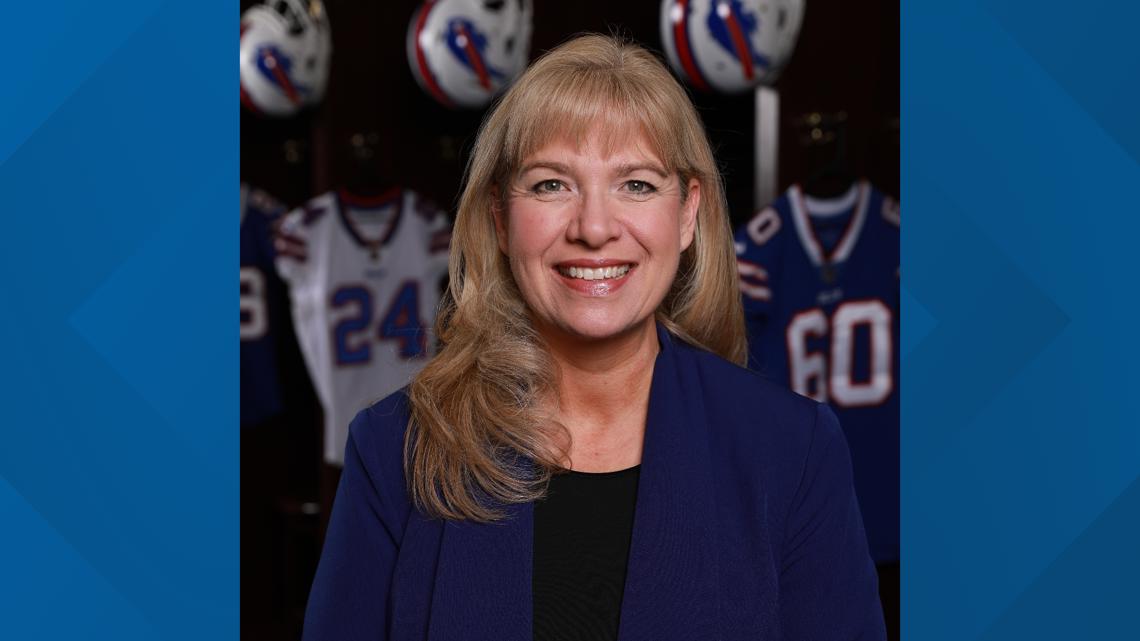 SUNY Fredonia Announces 2025 Commencement Speakers | wgrz.com