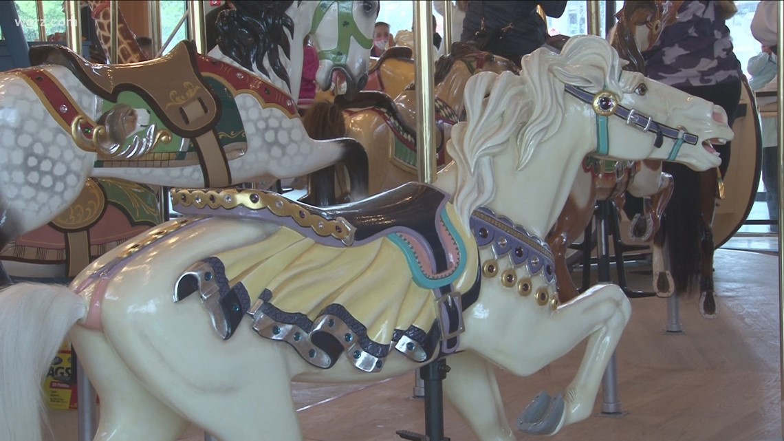 Restored carousel from 1920s opens at Canalside | wgrz.com