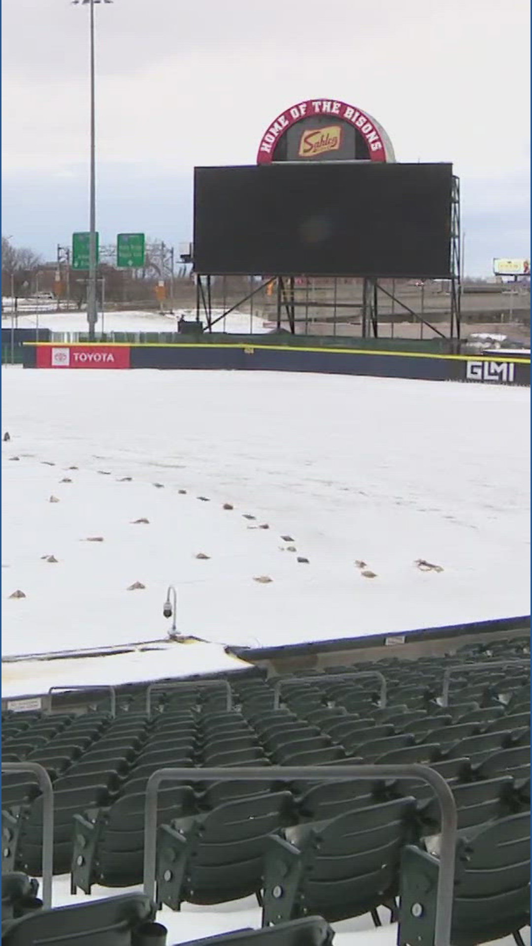 Buffalo Bisons mourn the loss of Jonathan Dandes | wgrz.com