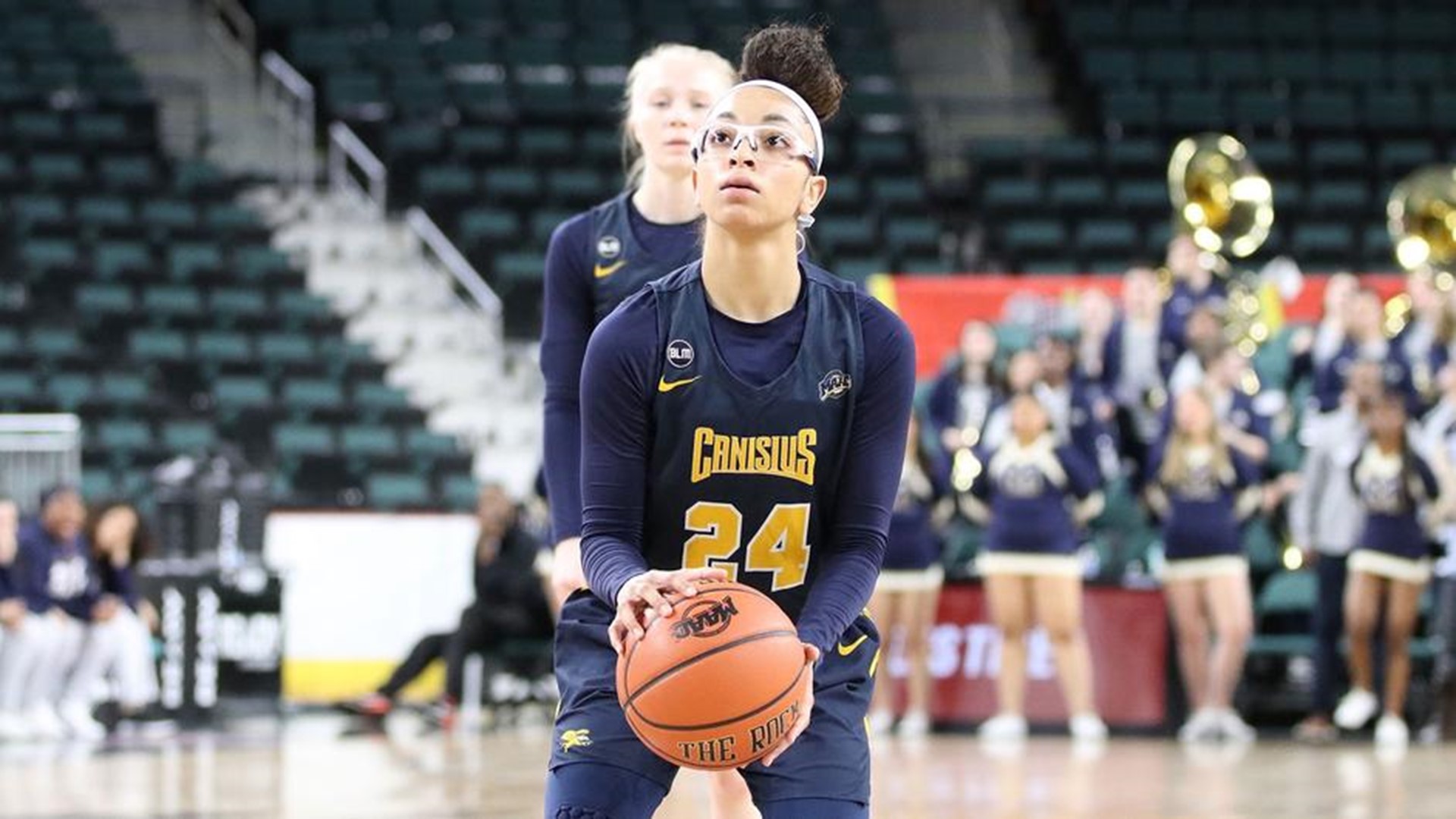 Canisius Golden Griffins women's basketball win vs Saint Peter's | wgrz.com