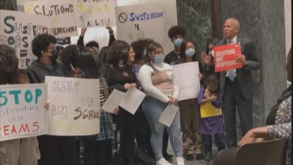 Supporters of "Solutions Not Suspensions Act" rally in Albany | wgrz.com