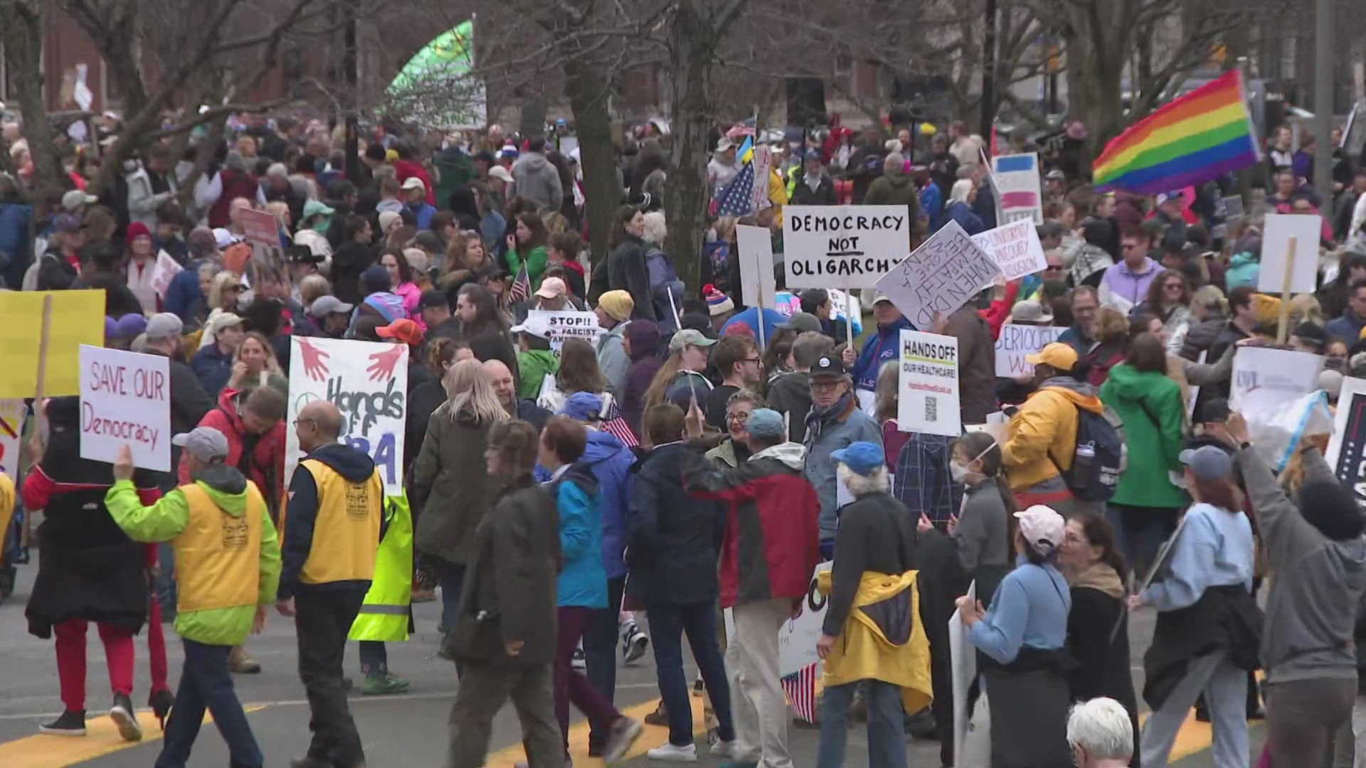 Protesters tee off against Trump and Musk in 'Hands Off!' rallies ...