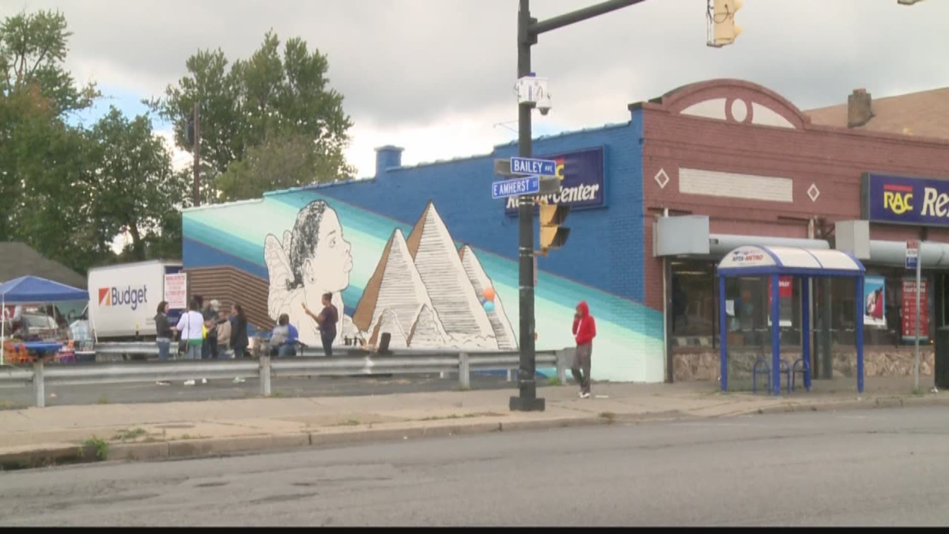 New murals debut on Bailey Ave. | wgrz.com