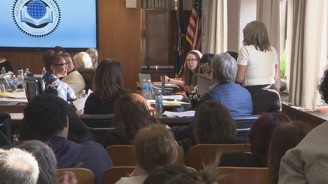 Bilingual education program at center of Buffalo Public Schools meeting ...