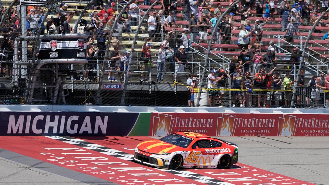 Tyler Reddick wins rain-delayed NASCAR Cup race at Michigan, his 2nd victory of 2024 | wgrz.com