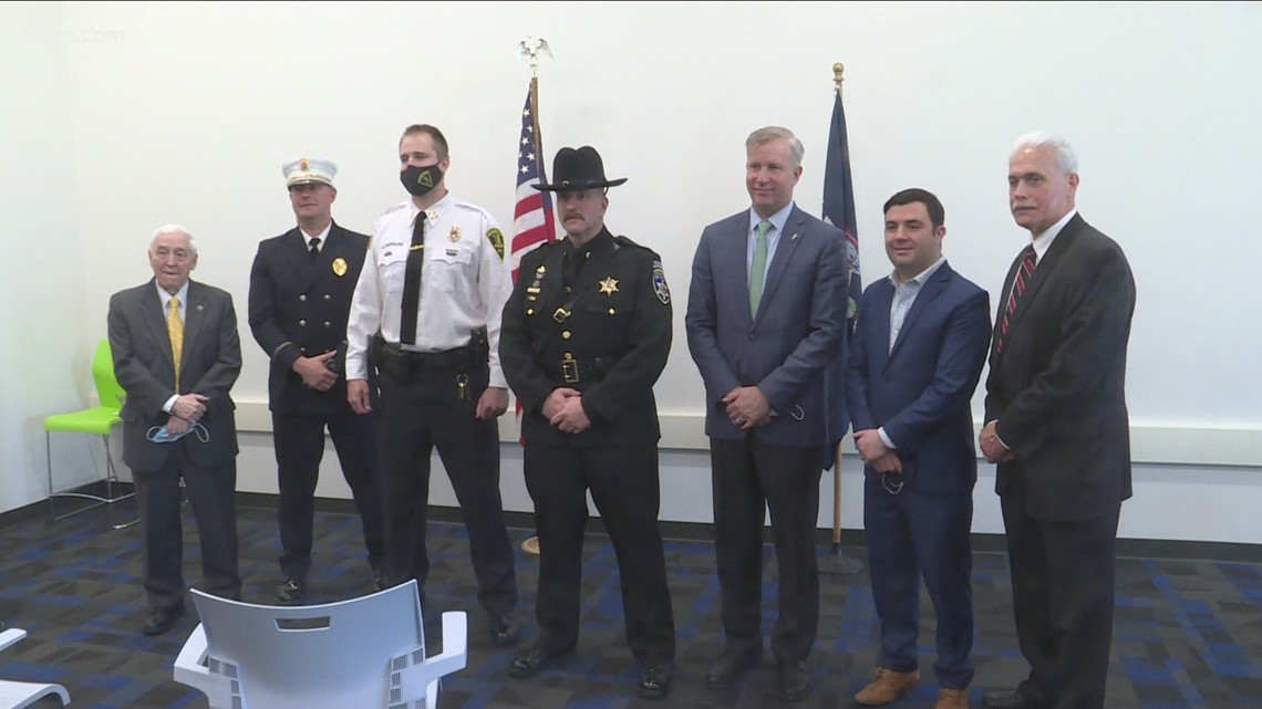 Erie County Sheriff's detective honored for rescuing man from fire ...
