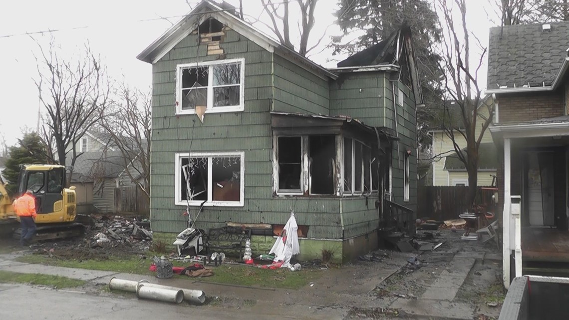 Fire damages multiple homes in Dunkirk | wgrz.com