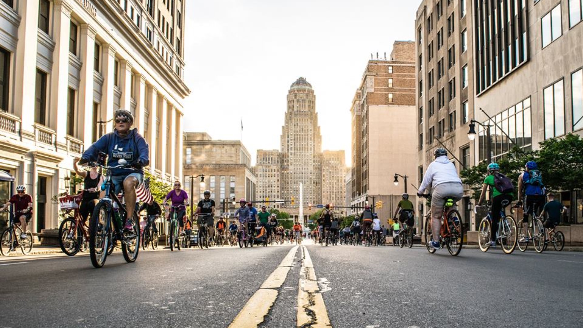 Slow Roll Buffalo community bike rides kick off Monday | wgrz.com