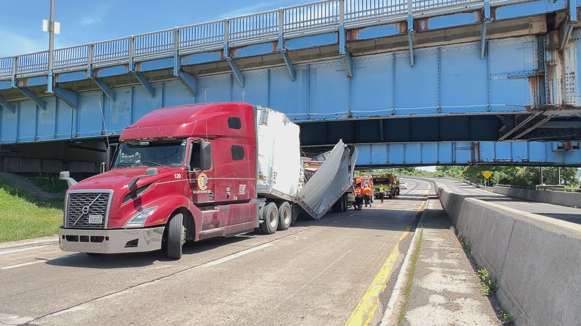 Bridge collision issues persist at North Grand Island Bridge | wgrz.com