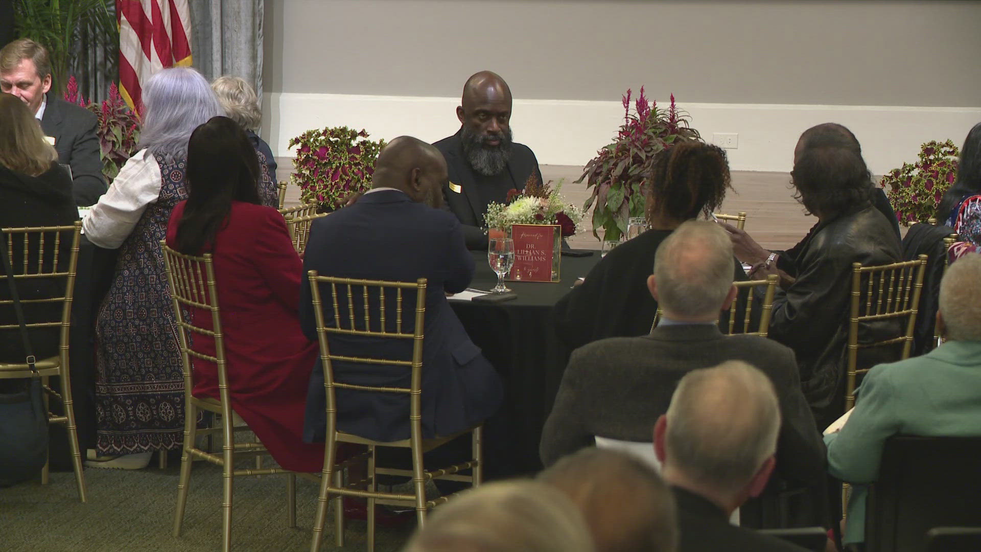 National Guard set to patrol Memphis but blocked in Illinois for 2 ...