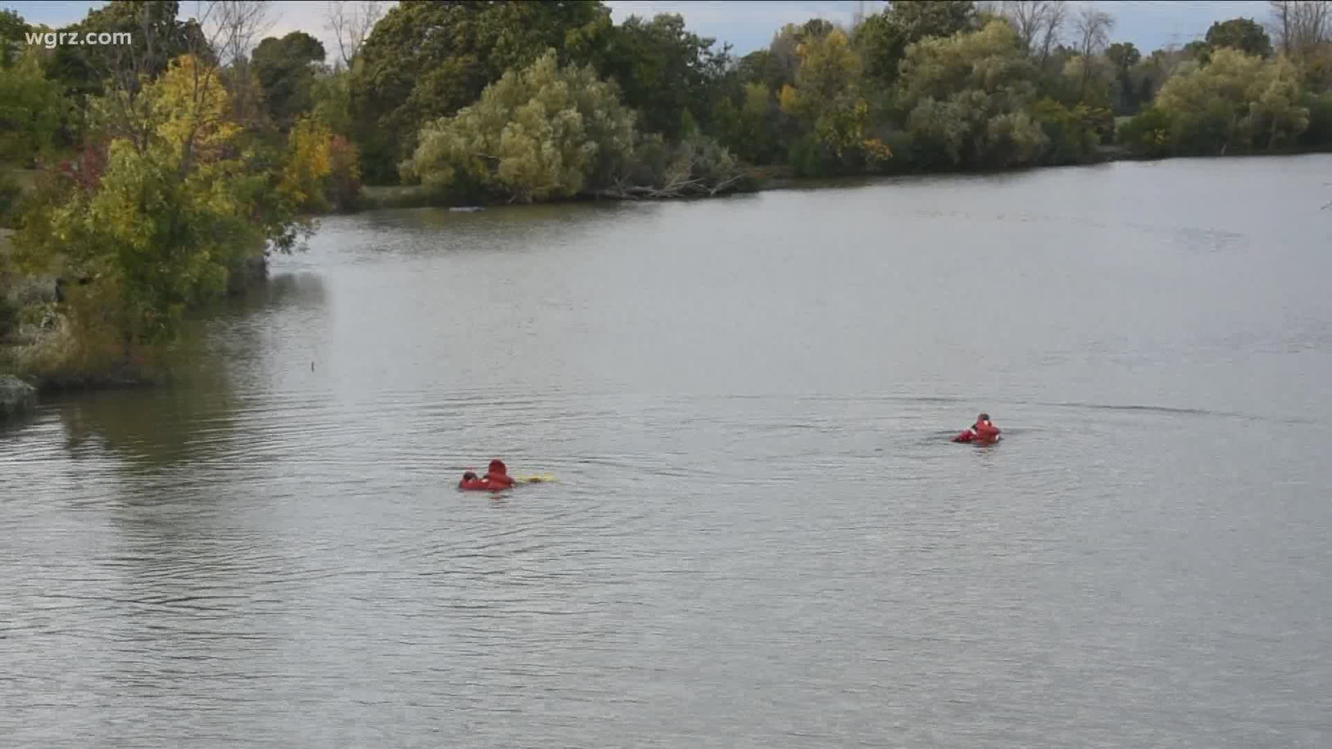 Kayaker drowns at Hyde Park Lake in Niagara Falls | wgrz.com