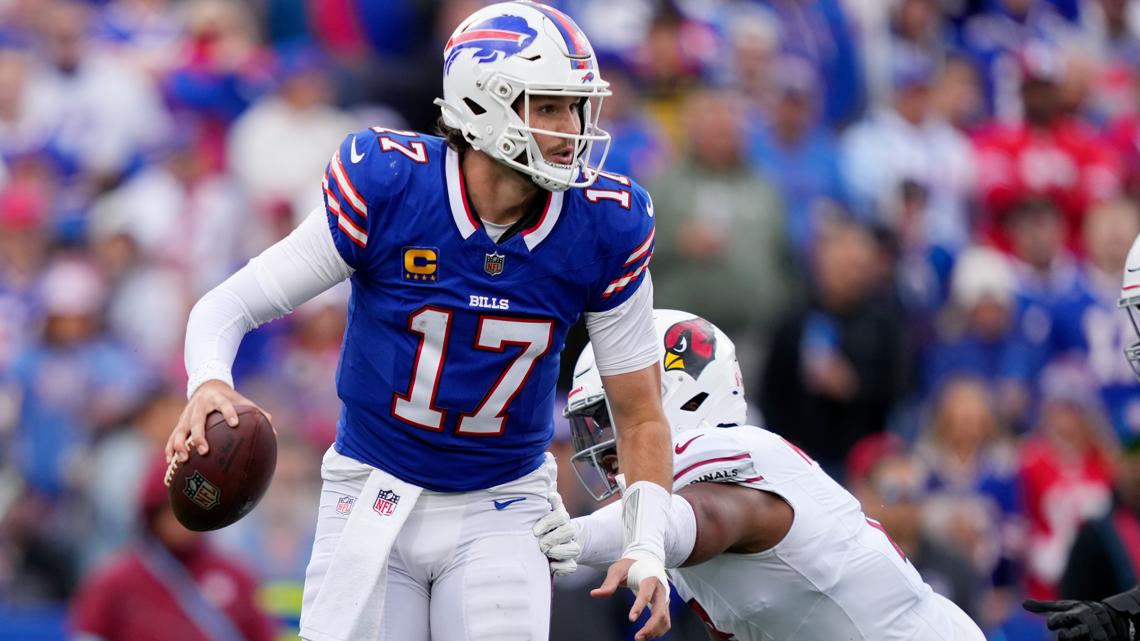Josh Allen hand injury is a Bills concern with short week ahead | wgrz.com