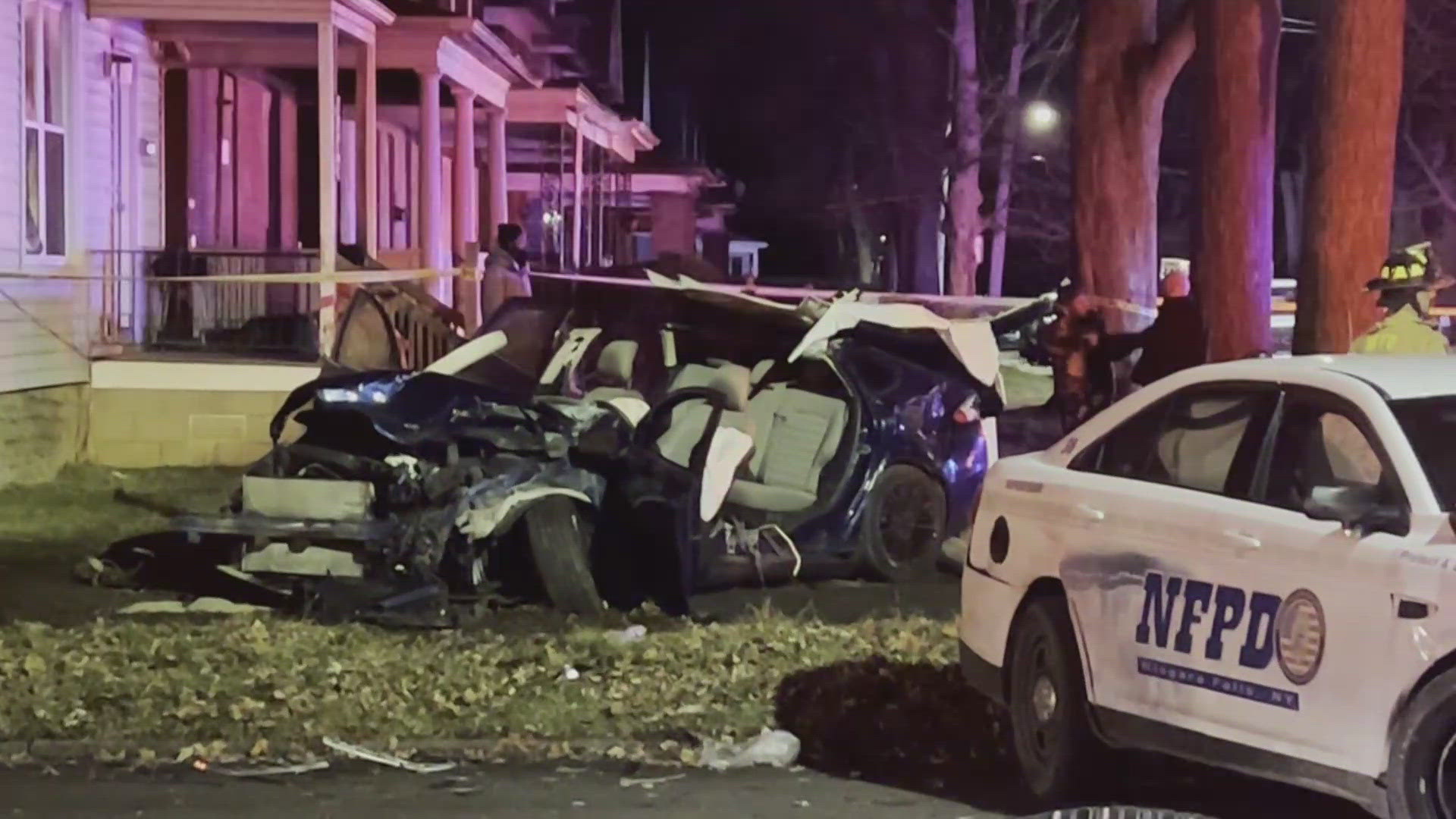 Niagara Falls crash involving police car | wgrz.com