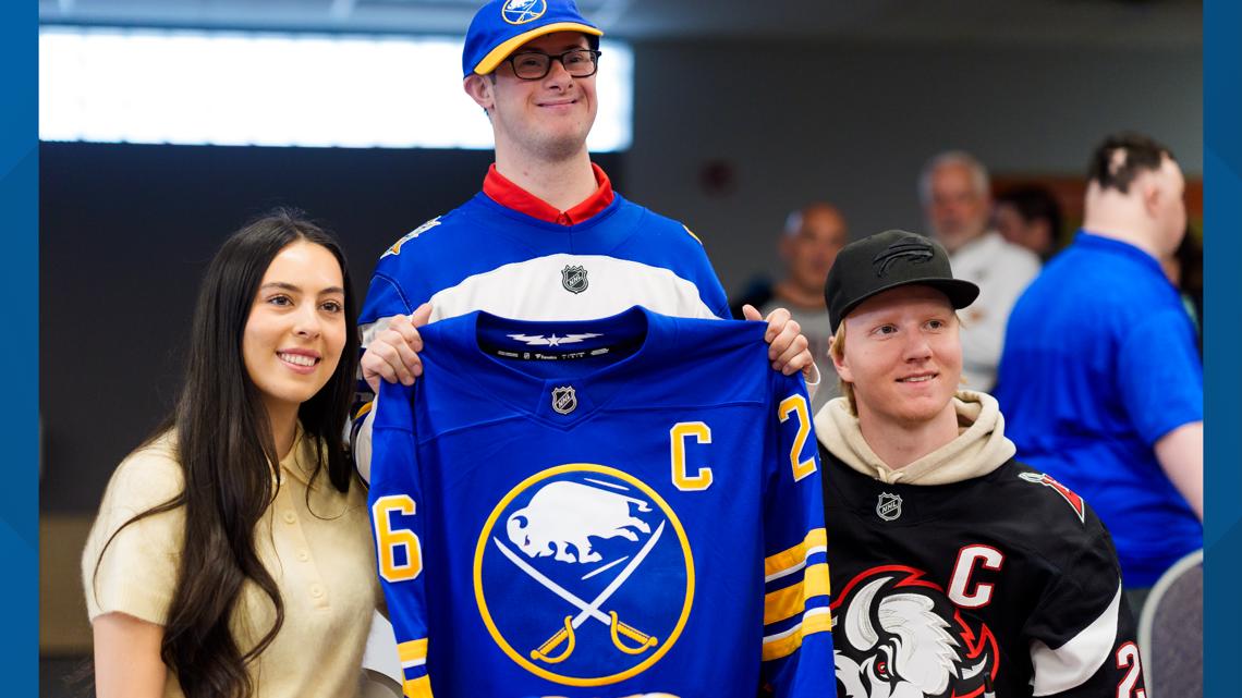 Sabres' Dahlin shares fiancée's heart failure and recovery story | wgrz.com
