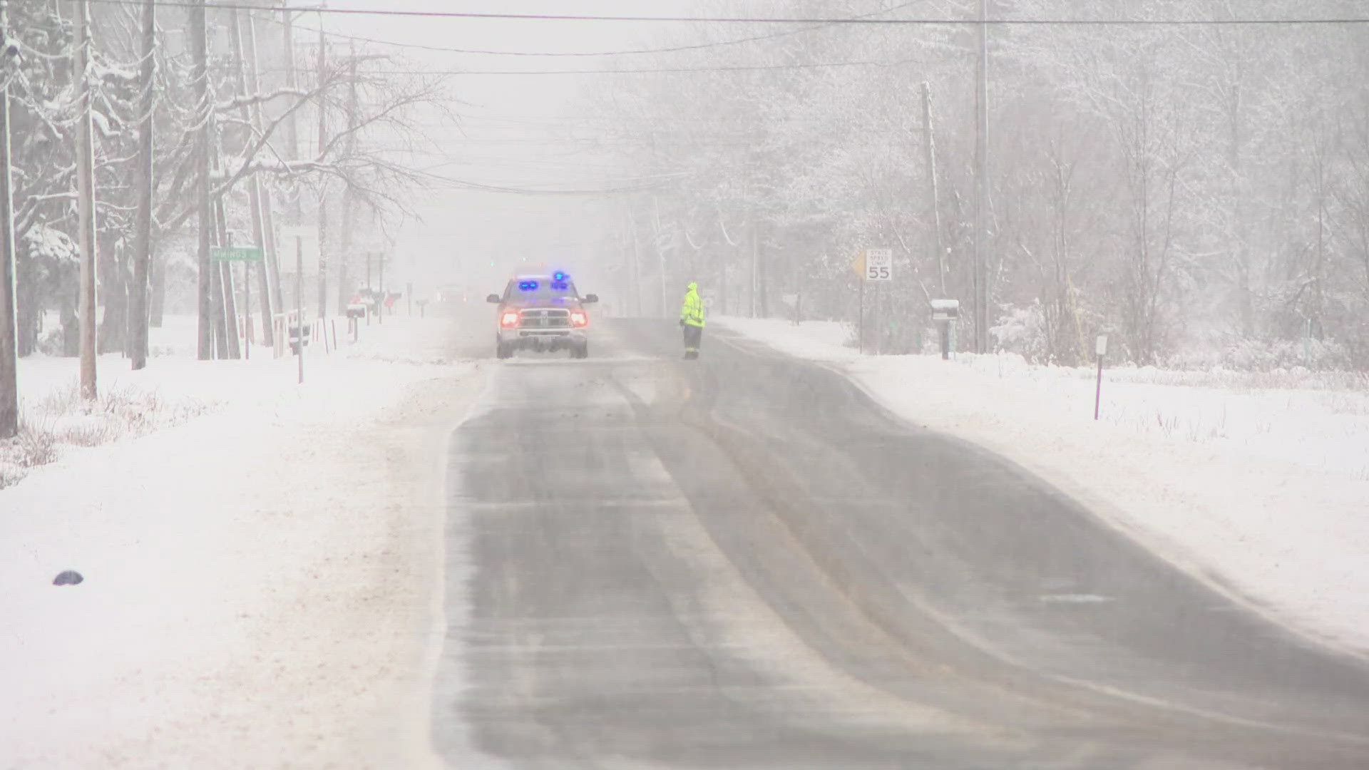 Two taken to hospital after Newstead crash | wgrz.com