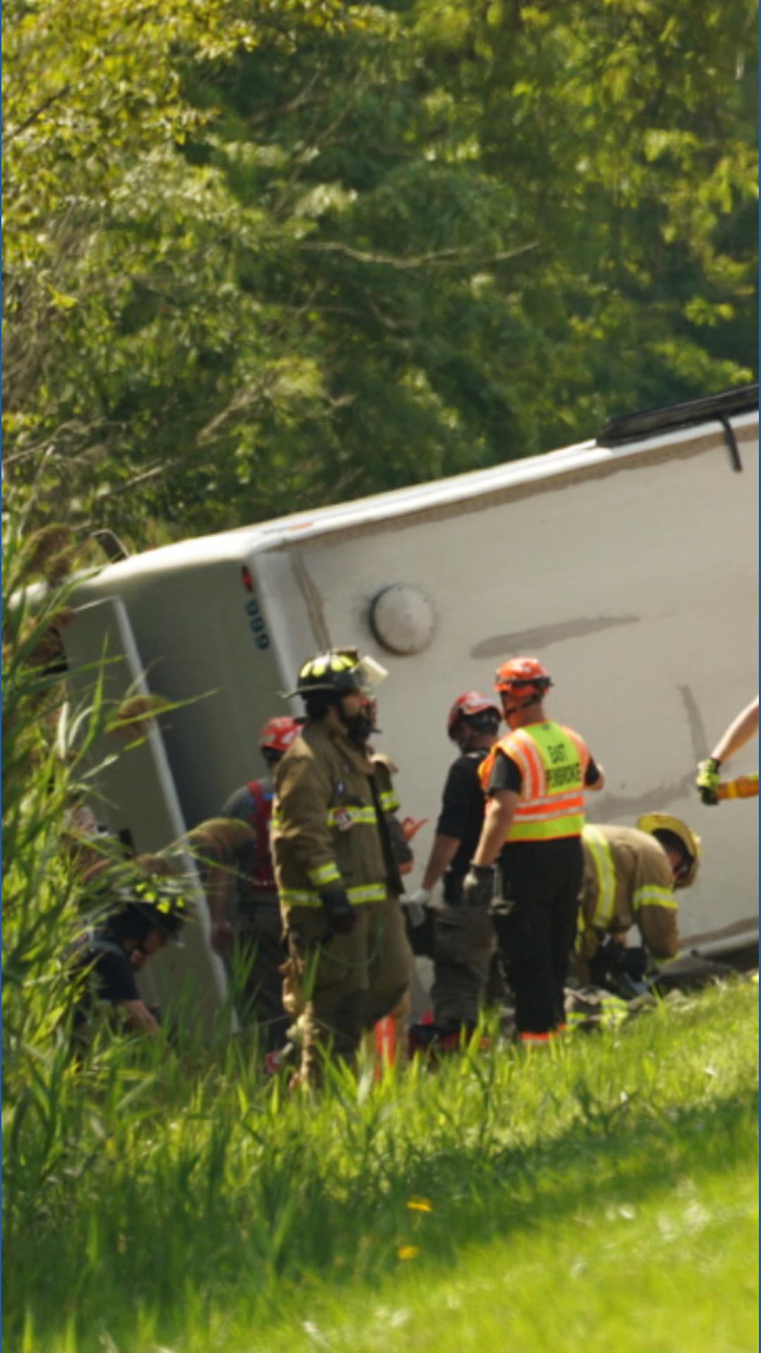 Thruway accident today: Deadly bus crash shuts down the Thruway | wgrz.com