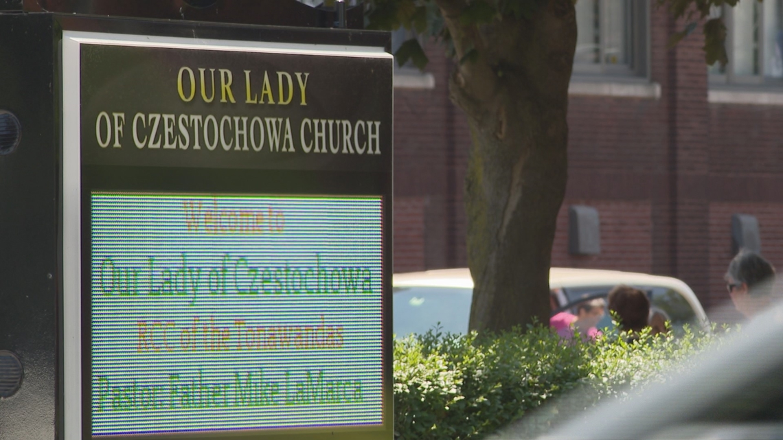 Potential Catholic Church closures discussed at town hall meeting ...