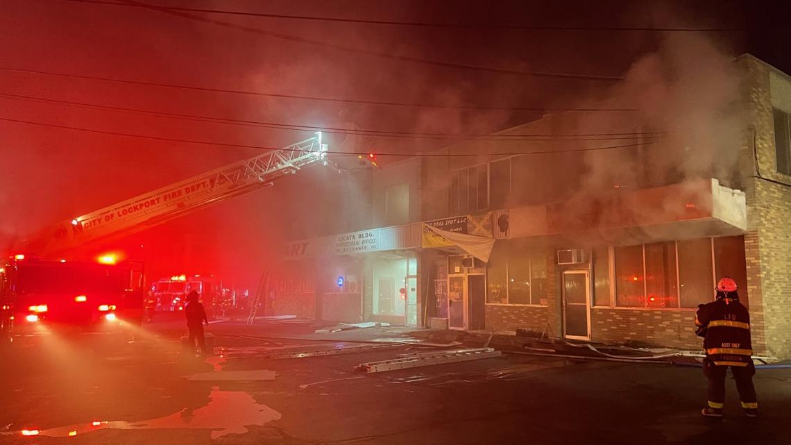 Lockport fire affects up to 10 businesses | wgrz.com
