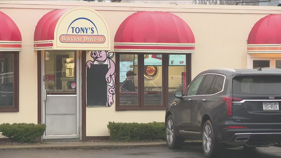 Tony's Bayview Drive-In opens for the season | wgrz.com