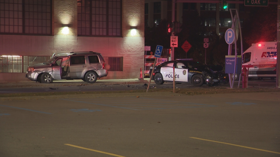 Buffalo Police cruiser involved in crash | wgrz.com