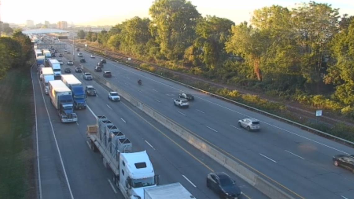 Canada border system outage partially resolved | wgrz.com