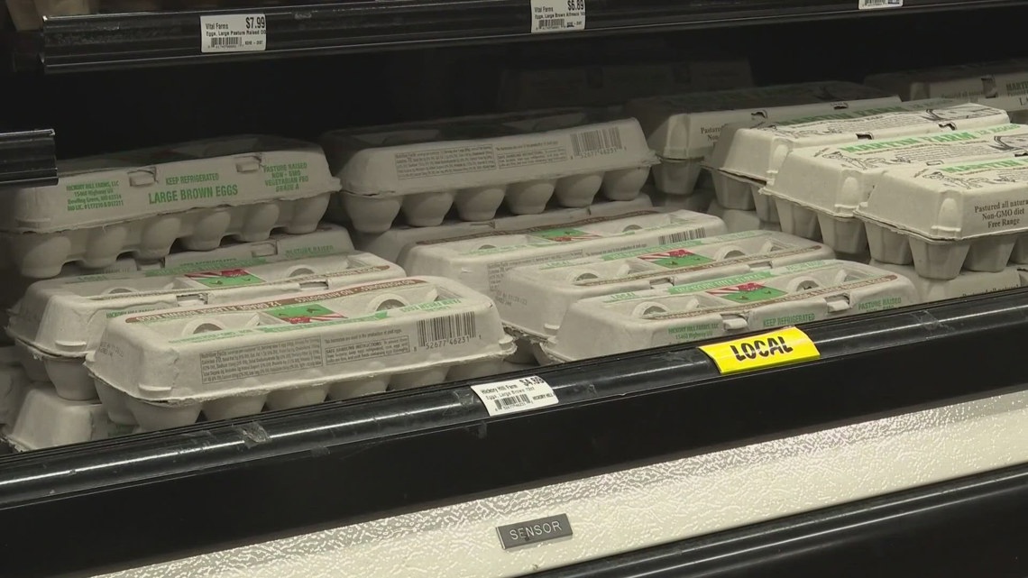 Senator Schumer visits Alton's restaurant, speaks on egg prices | wgrz.com