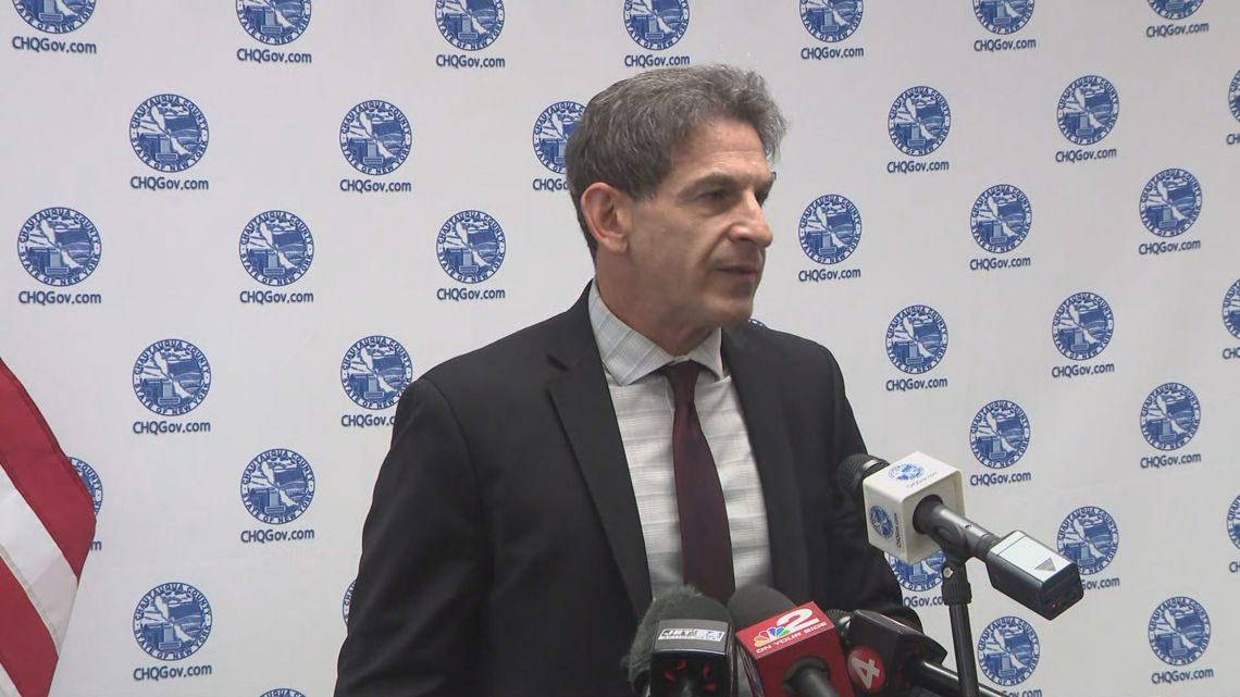 Prosecutor details Hadi Matar trial and sentencing | wgrz.com
