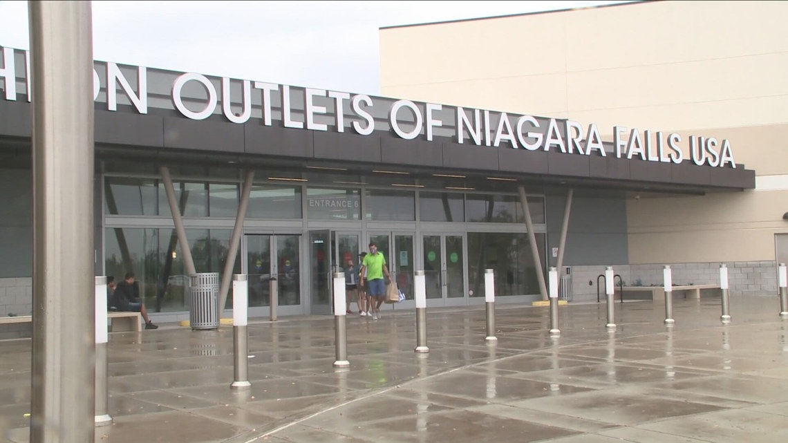 Fashion Outlets hosts virtual hiring event | wgrz.com