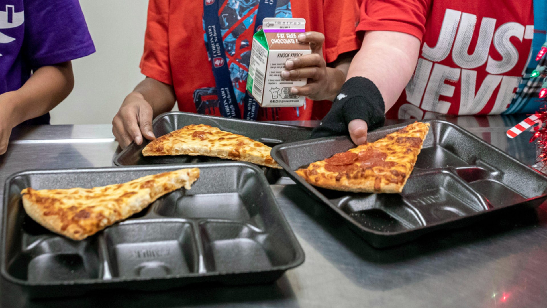 More students eligible for free breakfast and lunch under expanded US ...