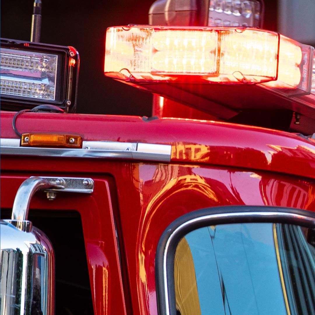 Fire crews battle late-night fire at Clarence Center home | wgrz.com