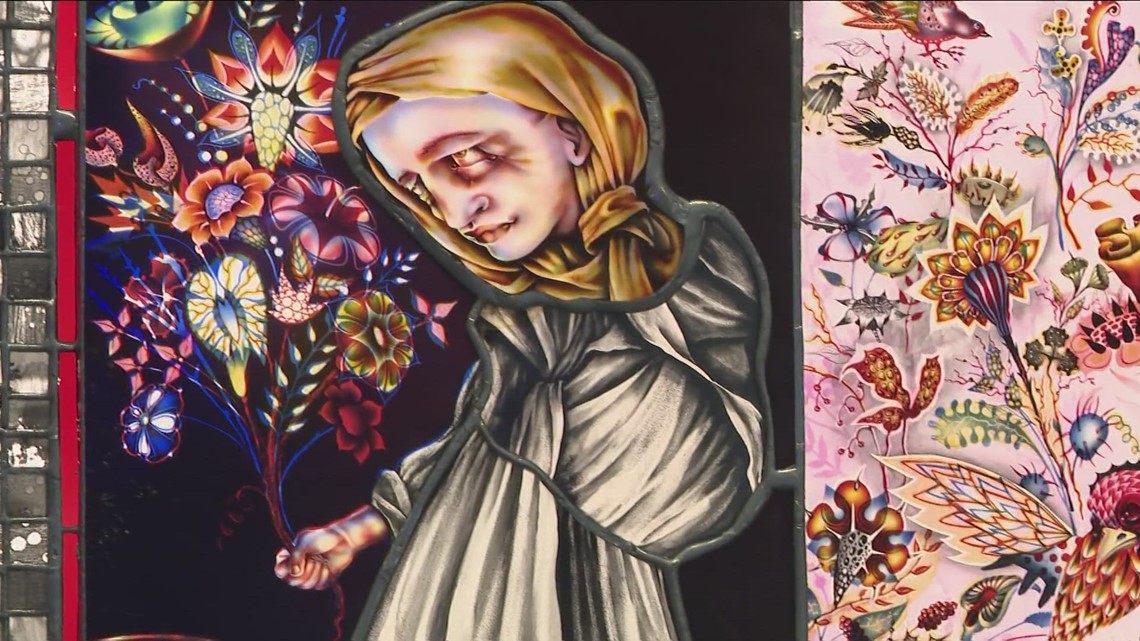 Stained glass exhibit on display at Buffalo History Museum | wgrz.com