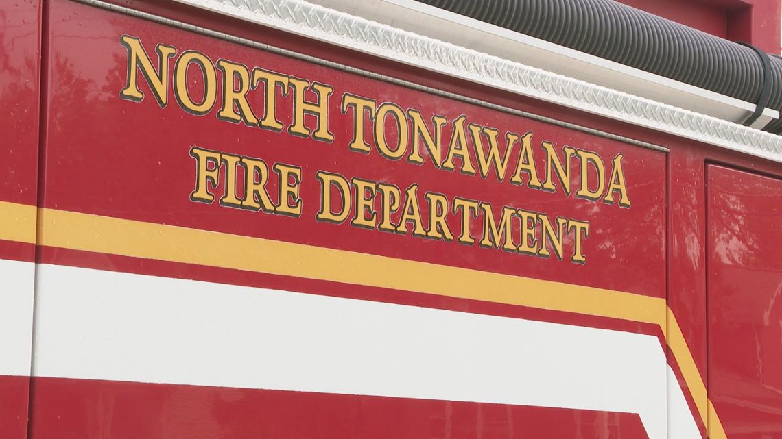 Fire engulfs Wheatfield home Tuesday night | wgrz.com