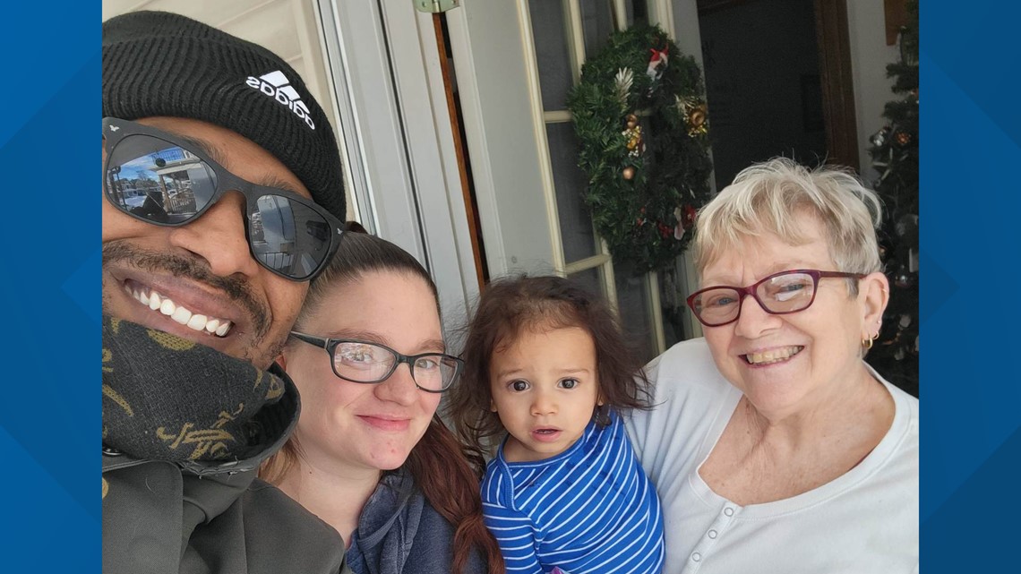 Buffalo man uses his SUV to deliver groceries & other essentials to ...